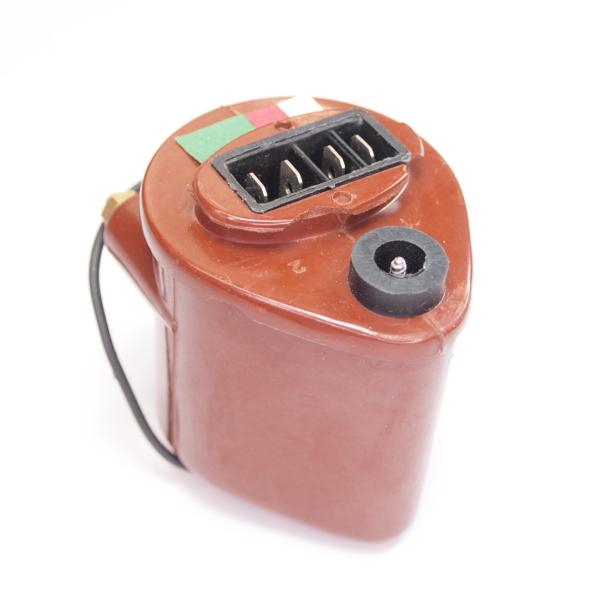 RICAMBIO RAPIDPブランドのビンテージ風CDIです。CDI化した際にコイルが新しい見た目になるのが嫌な方向けの商品です。おそらくインド製です。メーカーでもテスト済みで動作自体は問題無い物ですが、製造国にこだわる方が多い為記載して...