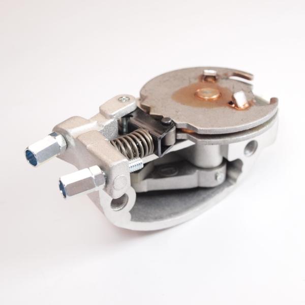 旧PXタイプのセレクターボックスです。3速がガスケットレベルから+1.5mmの1983年頃のP/PXに採用されていた移動量の物です。COSA1、アメリカ・ポルトガル向けモデルのニュートラルインジケーター付き車両用です。1984年以降の物と見...