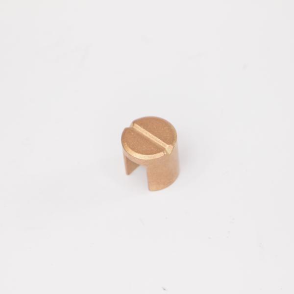 P/PX、Rally、Sprintなどに使えるクラッチプッシュロッドです。サイズは直径12.5mm、厚み12mm、ラージフレームの多くはこのサイズです。純正品番 089858、0898582 です。摩耗、歪がありそうな車両の交換用に。