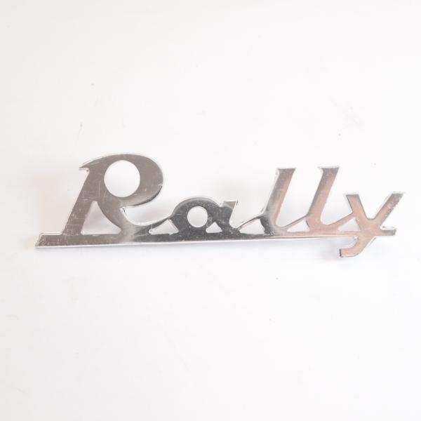 vespa Rally のレッグシールドバッジです。アルミのバッジです。サイズは約90×30mm程、ピンピッチ65mmです。VSD1Tの180Rallyにこのタイプが採用されています。純正品番 120972 の互換品です。