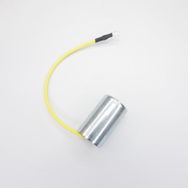 CEABの強化タイプコンデンサーです。50L/N/Rに使えるサイズです。ステーなし、配線が出ているタイプです。トップ側にはアース線が配線しやすい様に、予備はんだがついています。サイズは直径20mm、高さ32mmくらい、静電容量は0.22uF...