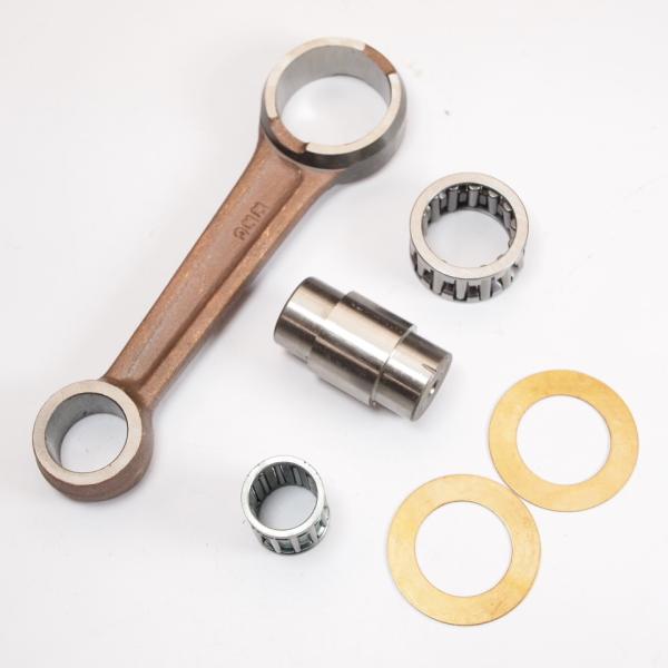 MAZZUCCHELLIのコンロッドです。無加工のスタンダードタイプです。VBB等のラージ系のパーツです。VBB後期、GL後期、Super前期、Sprint前期がこのサイズです。年式でサイズが異なりますので、サイズをご確認の上ご購入をお願い...