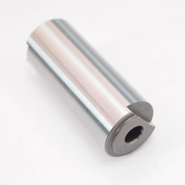 VN1T(06000以降)、VL、VB、VGL1T、150GS VS1-5に使えるセレクターロッドブッシュです。ピアジオ純正品番 2/21931 の互換品です。BENELLI製のパーツです。ブッシュのサイズが異なると、ギアが適正な位置になら...