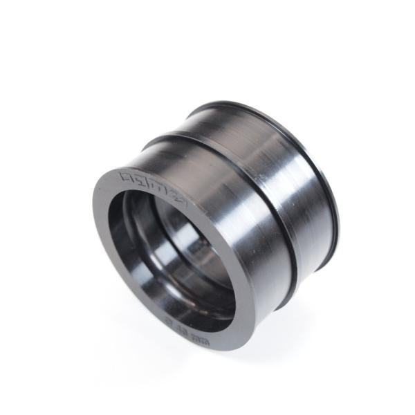 bgm製品です。PWK33-35、TMX32-35等に合うサイズで、イン・アウト共に内径40mmです。 サイズが合えばいろいろ使えますので、お手持ちの車両のインマニ径をご確認の上購入をお願いします。バンドを止める部分の外径48mm、長さ32...