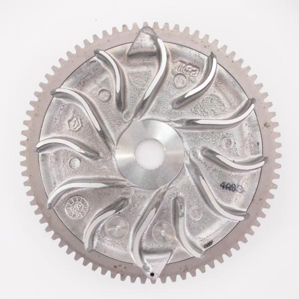 ランナーFX/FXRタイプのフロントハーフプーリーです。DDL TUNINGによるモディファイ品です。頂上部が0.5mm程、歯車側が1mm程プーリーフェイスが削られており、フランク角が変更されています。加速の向上が期待できるパーツです。ピア...