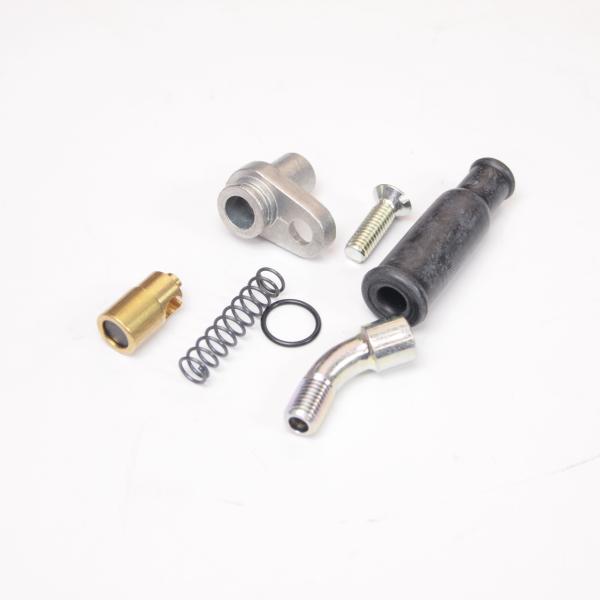 チョーク変換キットです。VHST24-28のチョークを、手で引くタイプからワイヤー引きに変換できるキットです。ワイヤーは合うものを別途ご用意いただく必要がありますが、キャブ変更時にも手元でチョークが引けるようになります。VESPA、Lamb...