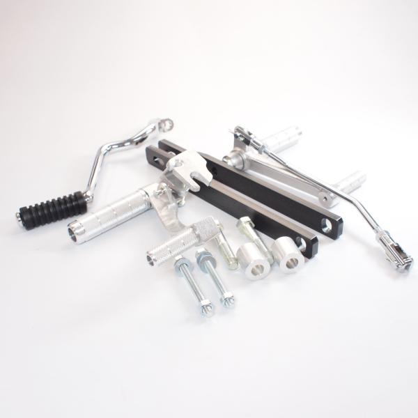 JMCよりの復刻品です。数年かけて当時のデータをもとに製作していただきました。キックペダルのついていないレプリカ品（偽物？）もたまにみかけますが、これは正規で作られた物です。 JMCオリジナルのバックステップ用キックペダル（別売りですとペダ...