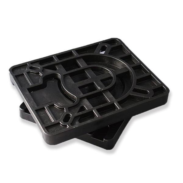 ■シート側厚み：22mm■ベース側厚み：20mm■合体後の厚み：45mm■「ベース（ボート）取付用のタッピングビス」×4本（M6×25mm）が付属しています。※本製品をシートへ取り付けるためのボルトナット、またはタッピングビスなどは付属して...