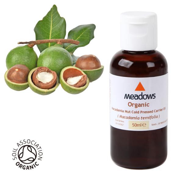 年を取るほど少なくなり人間の皮膚と非常に良く似たパルミトレイン酸を豊富に含むので肌をやわらかく保つ効果があります。年齢を重ねたお肌や乾燥で悩む方の保湿におすすめします。