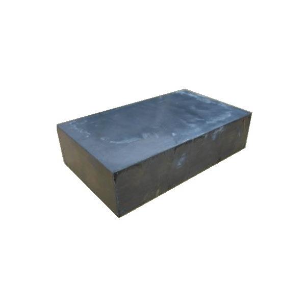 【発売日：2021年10月08日】純度99.9%以上の国産鉛ブロック（10×20×5cm）です。六面機械加工で美しい仕上がりです。重量は約11.4kgです。1個ずつ包装しています。放射線遮へい、防音室等にご利用ください。※本商品は重量物であ...