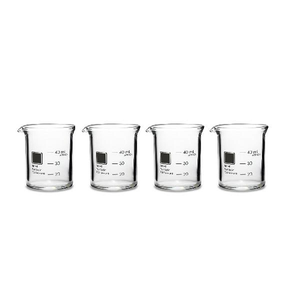 Beaker Shot Glassesビーカーショットグラスビーカー形状の理科の実験器具のようなショットグラスです。耐熱ガラス製ですので、ホットで楽しんだり、ミルクポット替わりにも！ビーカー形状の正真正銘のグラスです。ハンドメイド品のため、...