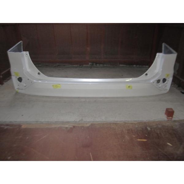 トヨタ　ノア　ZWR90W　リアバンパー　パールホワイト　070　52159-V1050　ヴォクシー