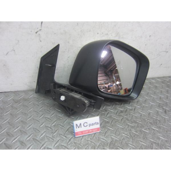 スズキ　ワゴンＲ　MH23S　右ドアミラー　シルバー　Z2S 　84701-70KV3　