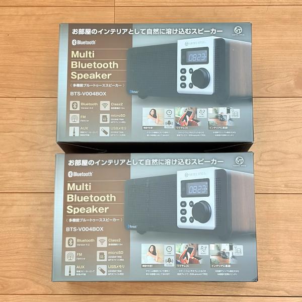 【多機能】Bluetooth スピーカー VERTEX STYLE 木目調【主な特徴】多彩な再生方法：Bluetooth、FMラジオ、microSD、USBメモリ、AUX有線接続に対応。便利な時計・アラーム機能：枕元に置いて目覚まし時計とし...