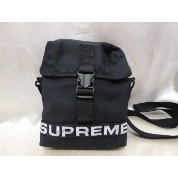 ランク付け：C状態：Supreme 23SS Field Side Bagフィールドサイドショルダーバッグです。少々使用感はありますが、大きなダメージはなく中古並の状態です。表記サイズ：実寸サイズ：横:15cm縦:18cmマチ:5cmカラー...