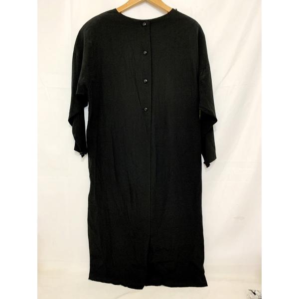 ランク付け  C状態  Christian Dior PRET-A-PORTER MODELE EXPORTATION シルク100％ シャツワンピース スタンドカラー ロング Vintage レトロ 80〜90sです。中古品。通常の着用に...