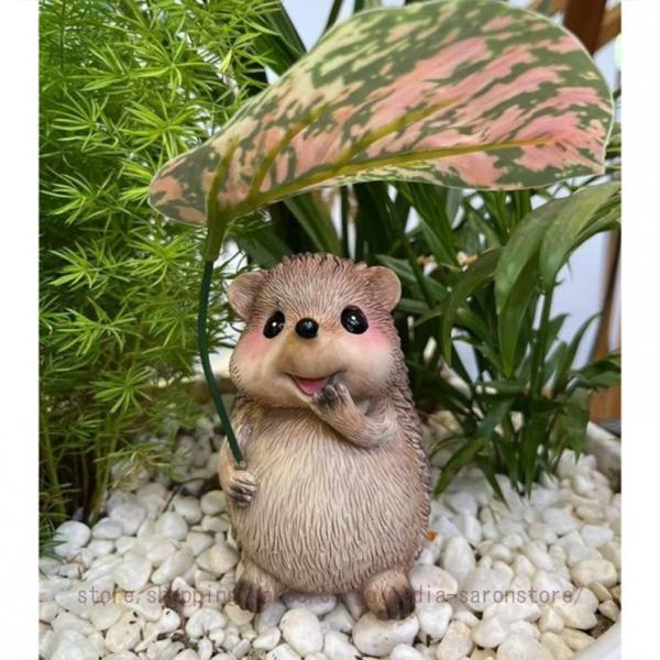 【発売日：2025年12月05日】動物 置物（ガーデニング・DIY用品の素材：ポリレジン）■商品説明森の雰囲気がでる可愛いいアイテムです!ガーデニングでも、室内でもアクセントにいかがですか!お部屋や玄関のディスプレイにしたり、お庭のガーデン...