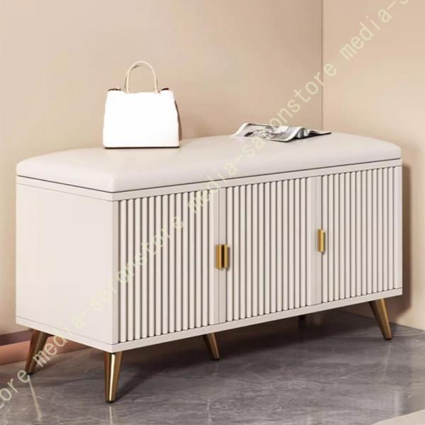 【発売日：2025年11月27日】【商品仕様】POINT 1：快適な座り心地を提供するクッション上部のクッションは柔らかく弾力性のある素材を使用しており、靴を履き替える時や休憩時に快適な座席を提供します!長時間座っても疲れにくく、リラックス...