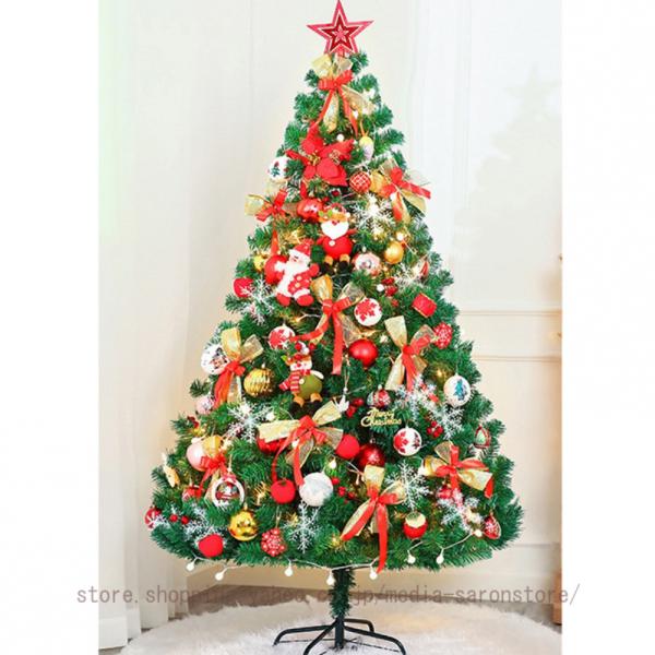 【発売日：2025年11月18日】クリスマスツリーと装飾品は別配送のため、到着日時が前後する可能性がございます!!!ご注文前にサイズをご確認ください!ツリー下の装飾品は含まれていません!1. 【オーナメント付きセット】ボールやリボンなどの飾...