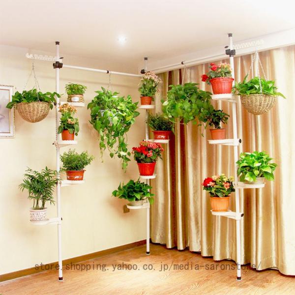 【発売日：2025年10月03日】・ガーデンラックはナチュラルな風合いとシンプルなデザインで、植物を引き立て、素敵なガーデンスペースを演出します!・ベランダ、庭、玄関、室内など、様々な場所に設置してガーデニングを楽しめます!また、室内で小物...