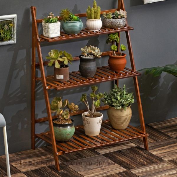 【発売日：2025年10月01日】・ガーデンラックはナチュラルな風合いとシンプルなデザインで、植物を引き立て、素敵なガーデンスペースを演出します!・ベランダ、庭、玄関、室内など、様々な場所に設置してガーデニングを楽しめます!また、室内で小物...