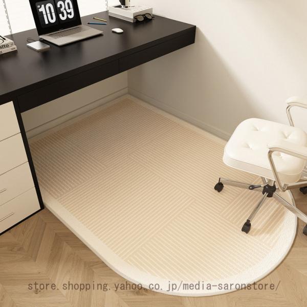 【発売日：2025年09月19日】素材：ポリエステル商品の特徴★椅子を引いたり、移動をしたりと動きの多いダイニングで気になっていた、音を軽減致します!また、フローリングの傷つき防止にも最適です!床やフローリングを傷から守ります!★夜中にゲー...