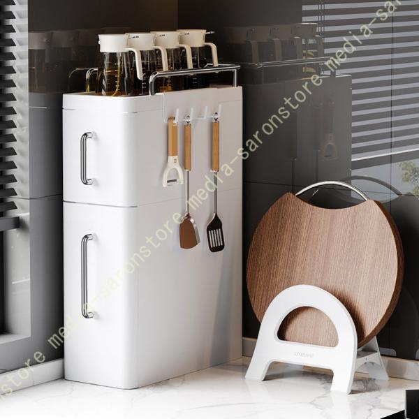 【発売日：2025年11月25日】■調味料を隠して見た目もスッキリ料理酒、スパイスや砂糖、塩コショウ…!お料理に欠かせない調味料ですが、細々と大量にあり、置き場所に困ったり、調理台に出しっぱなしだと汚れも気になります!収納してしまいたいけど...