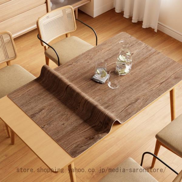 【発売日：2025年09月19日】素材：PUレザー★このテーブルクロスは、PUレザー製で、丈夫、防水、耐摩耗性、柔らかく、変形せず、収縮せず、滑りにくく、臭いがありません!★防水加工なので、ほとんどの水性および油性の液体をはじきます!液体が...