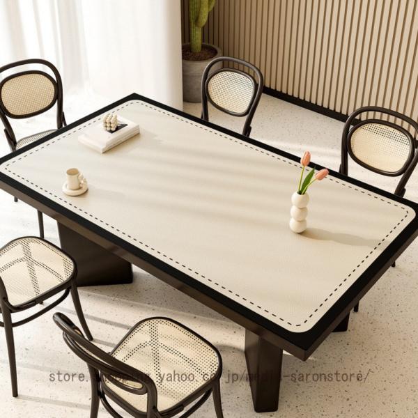 【発売日：2025年09月20日】素材：PUレザー★生地に撥水加工を施しているので、汚れに強く、飲み物や醤油などをこぼしてしまっても染み込まない!ふきんなどでさっと拭きあげるだけで簡単にお手入れ可能です!★きれいな縫い目とフリンジの飾り付き...