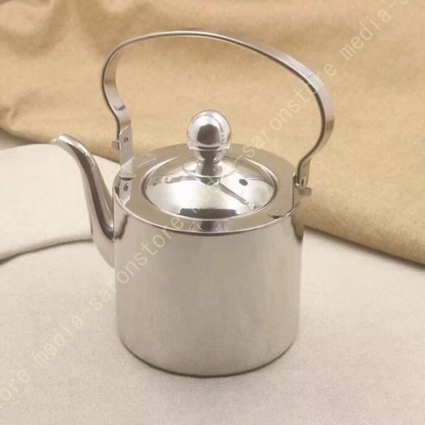 【発売日：2025年11月24日】容量*モデル1.5L 2.0L【ここがポイント!】シンプルで飽きのこないデザイン!木の取っ手、蓋のつまみがおしゃれサビに強く丈夫なステンレス製!広口で注ぎやすいポット!どんなキッチンにも合う、シンプルな雰囲...