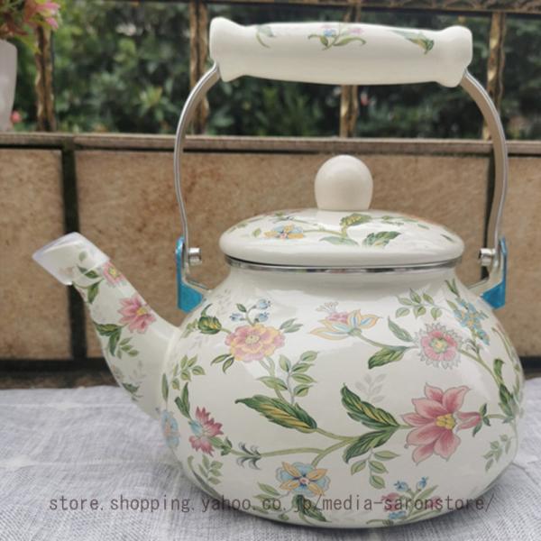 【発売日：2025年09月19日】熱効率の良い琺瑯製ケトルはお湯が早く沸く!また、琺瑯は金気を出さないので、お茶を淹れたりするのにうってつけの道具!温度も一定に保ちやすいのでコーヒーが美味しく入れられる!    琺瑯は金属の表面にガラスを高...