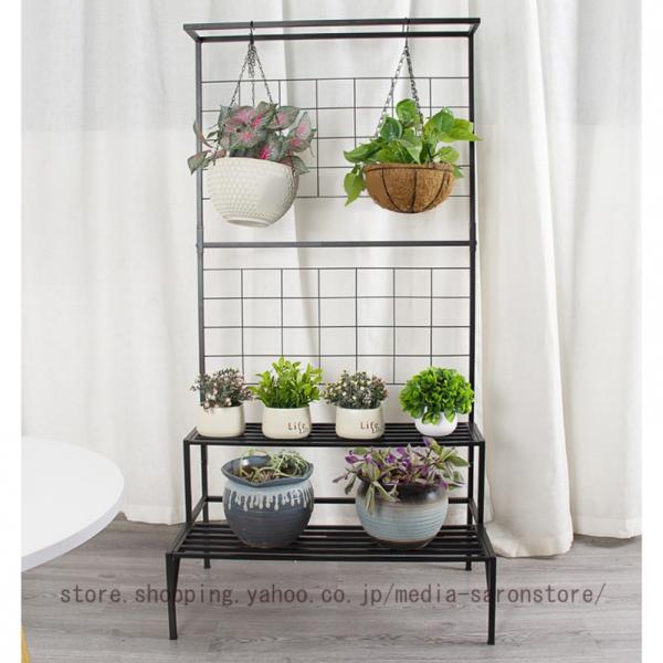 【発売日：2025年10月01日】三段フラワースタンド  ラダーなデサイで三段棚、様々な鉢植えを飾れるだけではなく、毎段の植物が日光浴を充分楽しめることができます!シャワーを浴びているような、ユニークなモチーフです!  堅固な金属構造三段 ...