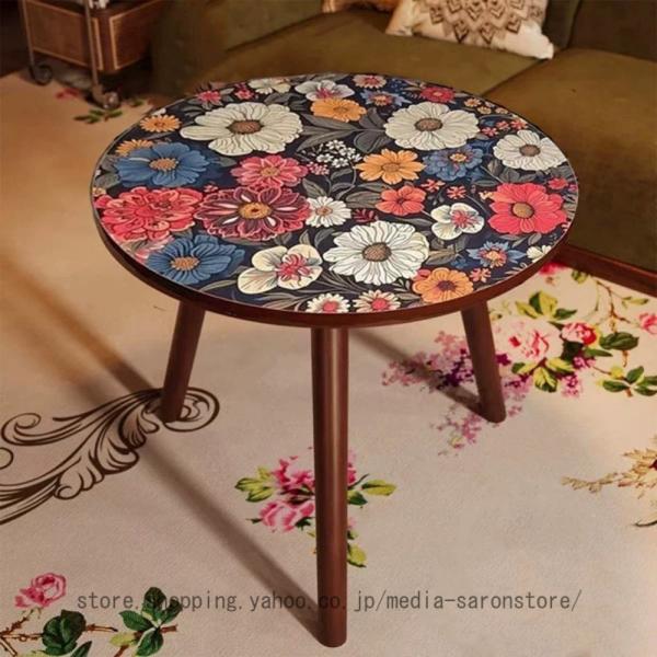 【発売日：2025年12月11日】【無垢材で頑丈な構造】このローテーブルは優しい無垢材で作られており、長年の使用にも耐える頑丈な構造を持っています!角形のデザインにより、安定性と耐久性を確保し、滑り止めのシリコンパッド付きの木製の脚が特徴で...