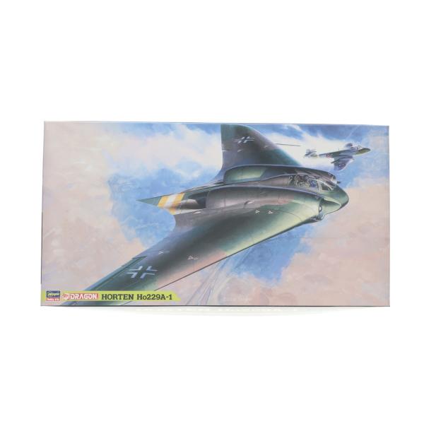 【発売日：1993年12月31日】【必ずご確認ください】・商品画像はサンプルです。・こちらは未組み立て、ランナー袋未開封の中古商品となります。・基本的には新品と同等とお考え下さい。・外箱に軽度な擦れや、汚れ等がある場合がございます。・以上を...