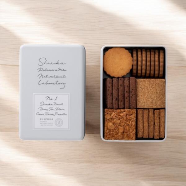 シヅカ洋菓子店　No. 1 Shizuka Biscuit　　クッキー詰め合わせ缶※6月1日〜10月中旬まで、クール宅急便を使用させていただきます為、　配送料金につきましては常温便の価格に加え350円のクール便費用が加算されます。お土産 手...