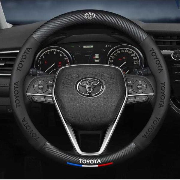 適応サイズ：外径38cm　内径30cm適合車：軽 普通車/M→大半のお車に対応できるサイズとなっております。→念のためハンドル全長を計測頂くと間違いありません。素材：カーフレザー(牛革)＋スエード素材(上下) /ステンレススチールロゴ→Sp...