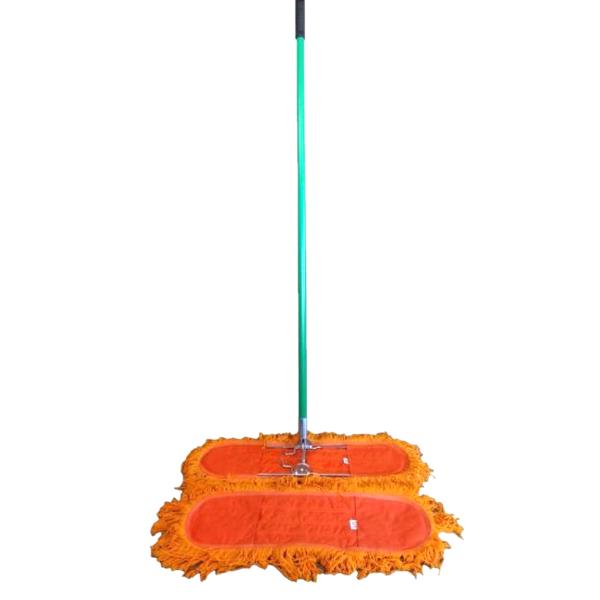 ホールモップ　さらにスペア1枚付　巾 ： 600ｍｍ　　柄 ： スチール（ポリエチレン接着被膜）　　　甲 ： スチール　　　毛 ： 綿スフ混フロアモップ　体育館モップオフィス、店舗、体育館などのフロアの床掃除に送料無料　本州、四国、九州