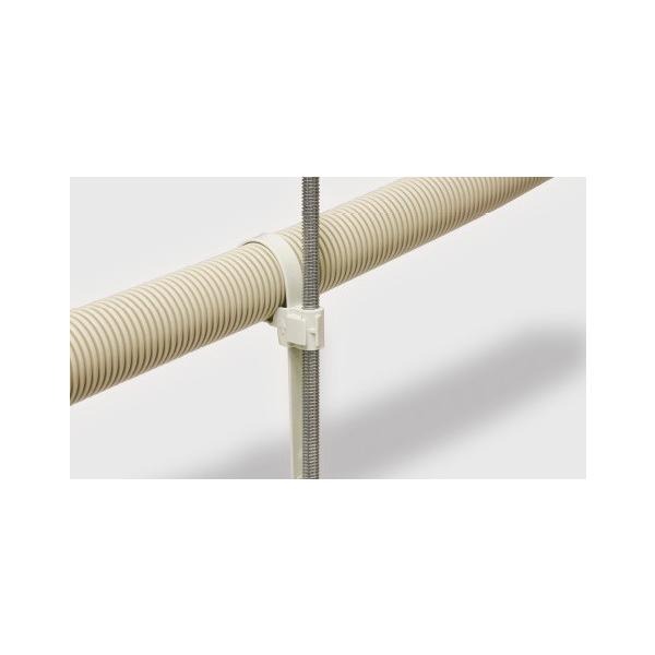 ▽特徴●各種電路支持金具で多く採用されているφ14mm穴に対応しているため、様々な金具に使用可能です。●穴に差し込むだけの簡単固定で、ネジ・ボルト止めが不要です。●横ズレ防止のリブ付きで、PF管をしっかりと固定することが可能です。●PF管呼...