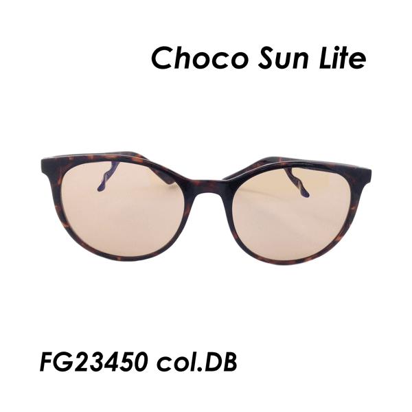 フレーム素材　：ポリアミド系樹脂(TR90)レンズ材質　　：ポリカーボネートフレームサイズ：フロント143mm　テンプル135m　ブリッジ幅19mmレンズサイズ　：幅54mm　高さ44mmフレームカラー：DB(ブラウン)レンズカラー　：ブラ...