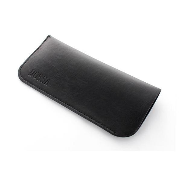 《ポイント》革風の生地でワンランク上の片口ケース。フレーム収納サイズ：54サイズのメタル枠。《商品説明》外寸：W82×H180mm内張り：ブラック（PVC・ポリエステル）／重量：35グラム●今ならミニクロス1枚プレゼント！！