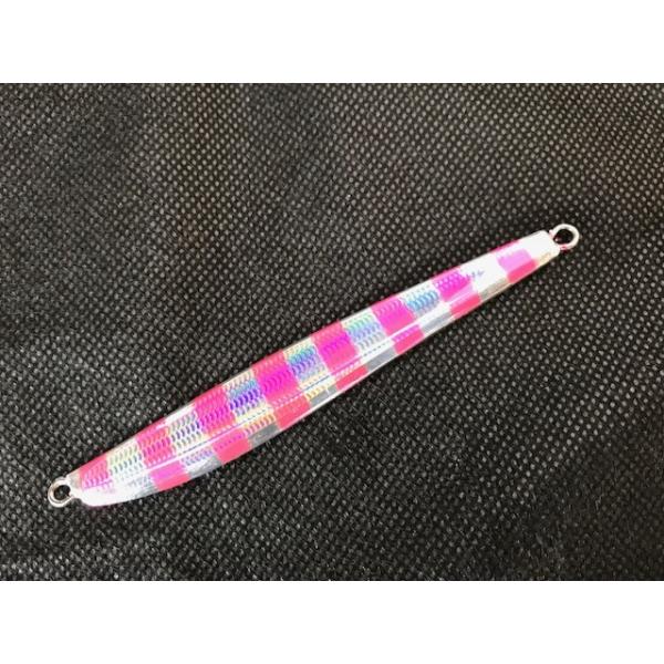 開発コンセプトは【原点回帰】。メタルジグの最大の面白さはアングラーが加える多彩なアクションに よって楽しめるものだったはず。 【Dant】（ダント）は、そんな自由でシンプルなメタルジグです。リトリーブではウォブンロール。フォールでは水平姿勢...