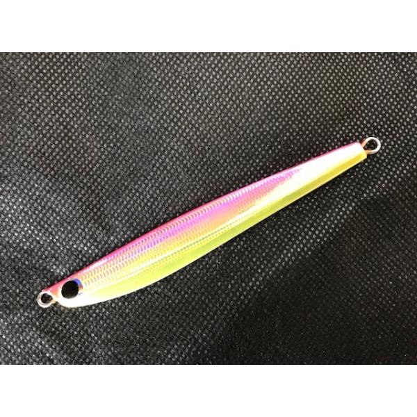 開発コンセプトは【原点回帰】。メタルジグの最大の面白さはアングラーが加える多彩なアクションに よって楽しめるものだったはず。 【Dant】（ダント）は、そんな自由でシンプルなメタルジグです。リトリーブではウォブンロール。フォールでは水平姿勢...