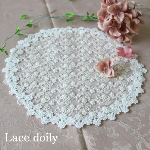 レース ドイリーレースのドイリーを集めました。テーブルドゥフルールは春のにぎやかなテーブルをイメージした柔らかい優しいレース。ホワイトローズブーケットは白く輝く生地に薔薇の花束が浮き上がり周りをホワイトローズで彩って仕上げています。コットン...