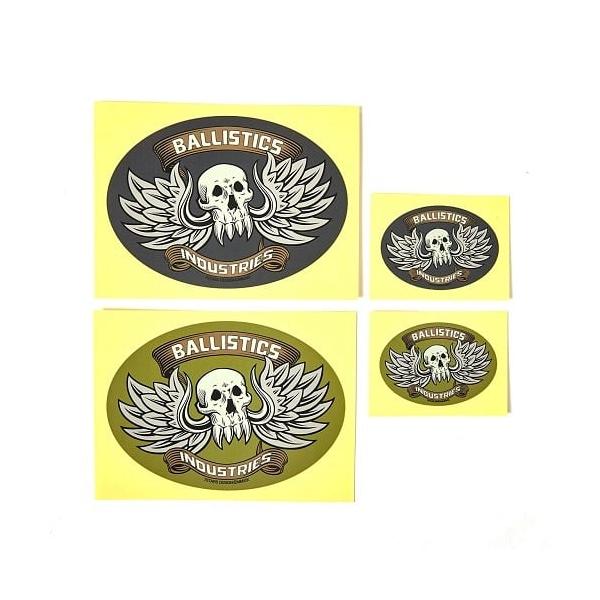 NEW STICKER SETMATERIAL塩化ビニールSIZE大 縦86mm×横120.5mm小 縦43mm×横60mmクルマやバイク、ヘルメットなどにも貼れるよう伸縮性があり耐久性、耐候性の高い素材を使用しております。曲面に貼る際はド...