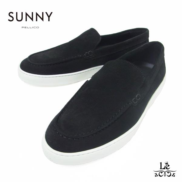 大人な装いを格上げするペリーコサニー スエードレザー スリッポンPELLICO SUNNY（ペリーコサニー）よりスエードレザースリッポンBARTEX（バーテックス）のご紹介です。モカシンのステッチが目を惹くBARTEX（バーテックス）は、程...