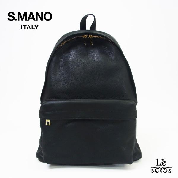 スタイリッシュでデイリーユースに最適なDAY PACK。普段使いにぴったりなサイズ感、背面には便利なジップ付きポケットがあり、小物がすぐに出し入れできるので日常使いや旅行時にも重宝します。また、調整可能なショルダーベルトにより、自分の好みに...