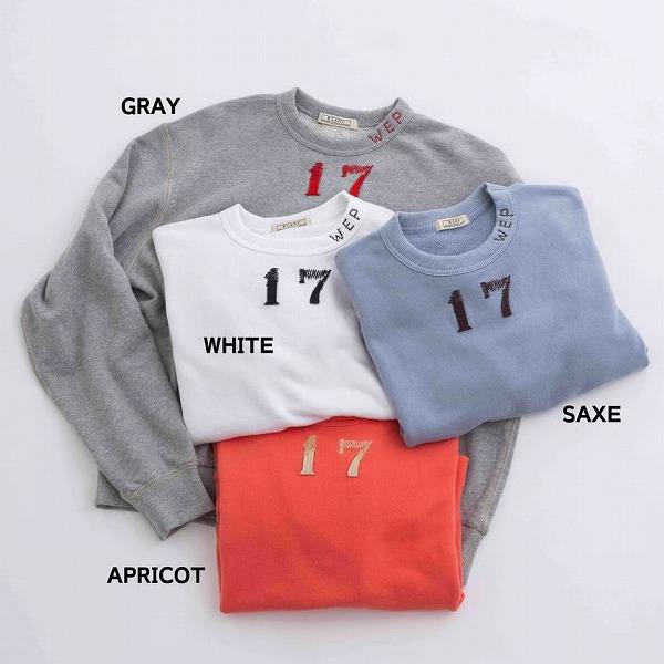 シンプルな中にさりげない個性を添えた「17」刺繍トレーナー。フロントに施された“17”の刺繍は、立体感のある仕上がりで、主張しすぎず大人のカジュアルスタイルに程よいアクセントを加えてくれます。一枚着としてはもちろん、シャツやアウターとのレイ...