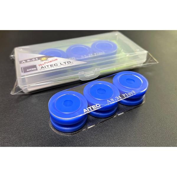 【発売日：2024年05月24日】インシュレーターといえば、誰もが機器などの下に使用するものだと言いますがΛ8.24 The premiumは、機器などの上に置く常識を覆したインシュレーターです。それは、オーディオ機器本来の性能が最大限に生...