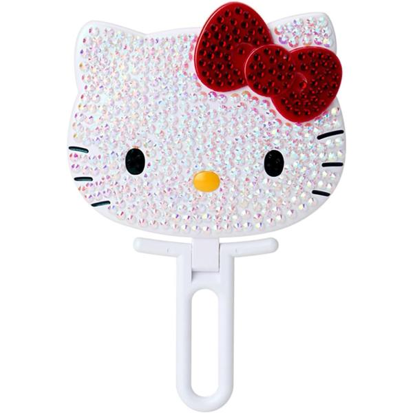 ※ポスト投函でのお届けとなります。※追跡番号付きメール便で発送致します。土日・祝日もお届け致します！乙女心をくすぐるジュエルデコシリーズ使わない時も飾っておきたくなるキラキラなキティフェイススタンドミラーにもなるから、メイクやヘアアレンジを...