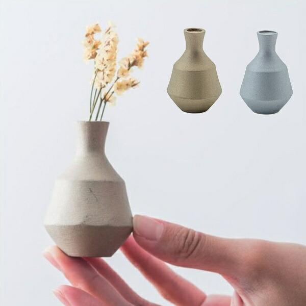 品番メドウベースゴールド シルバーサイズ約φ4×高さ6cm口径サイズ:φ1.0cm容量5cc重さ約100g素材アルミニウム原産国インドご注意※１つの価格です。